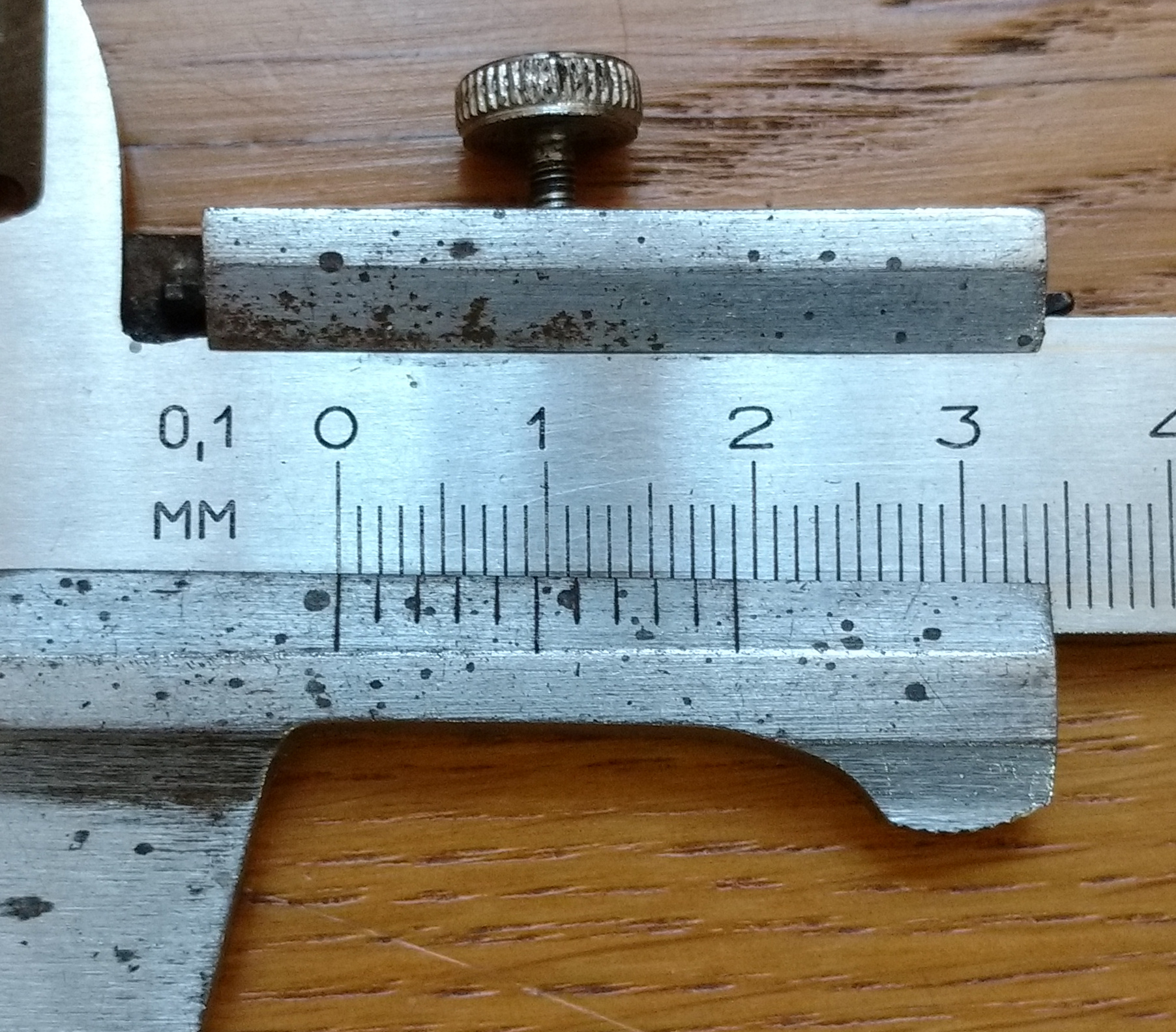 Jak używać suwmiarki? – blog szkolazlotnictwa.pl